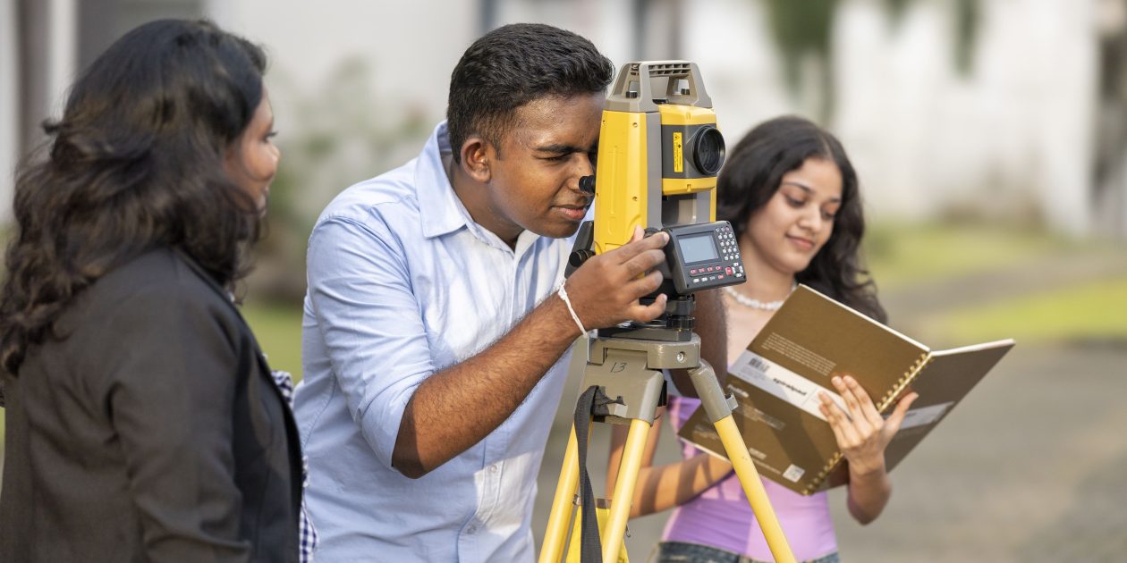 Bachelor of Engineering (Honours) Civil and Construction Engineering ...